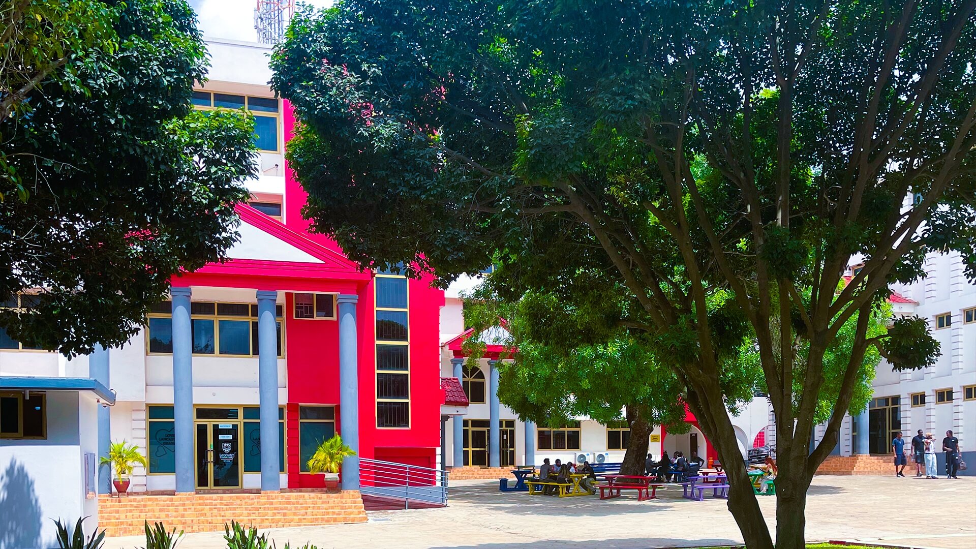 Top Ranked UK University in Ghana - Lancaster University Ghana